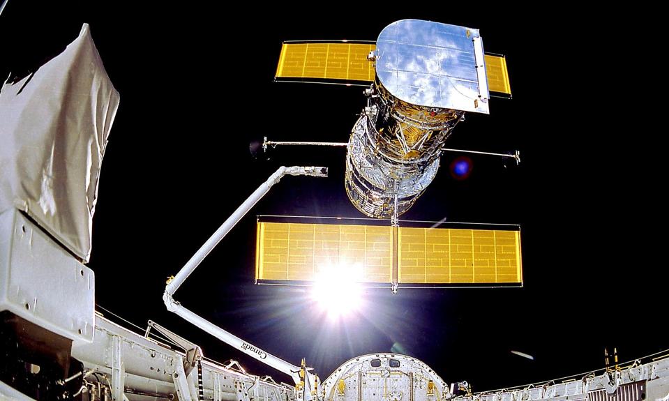 The Hubble Space Telescope Is Alive But Could Soon Be Replaced By Cheap ...