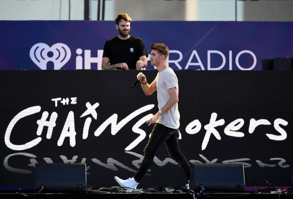 With 10 Straight Weeks At No. 1, The Chainsmokers' 'Closer' Has The ...