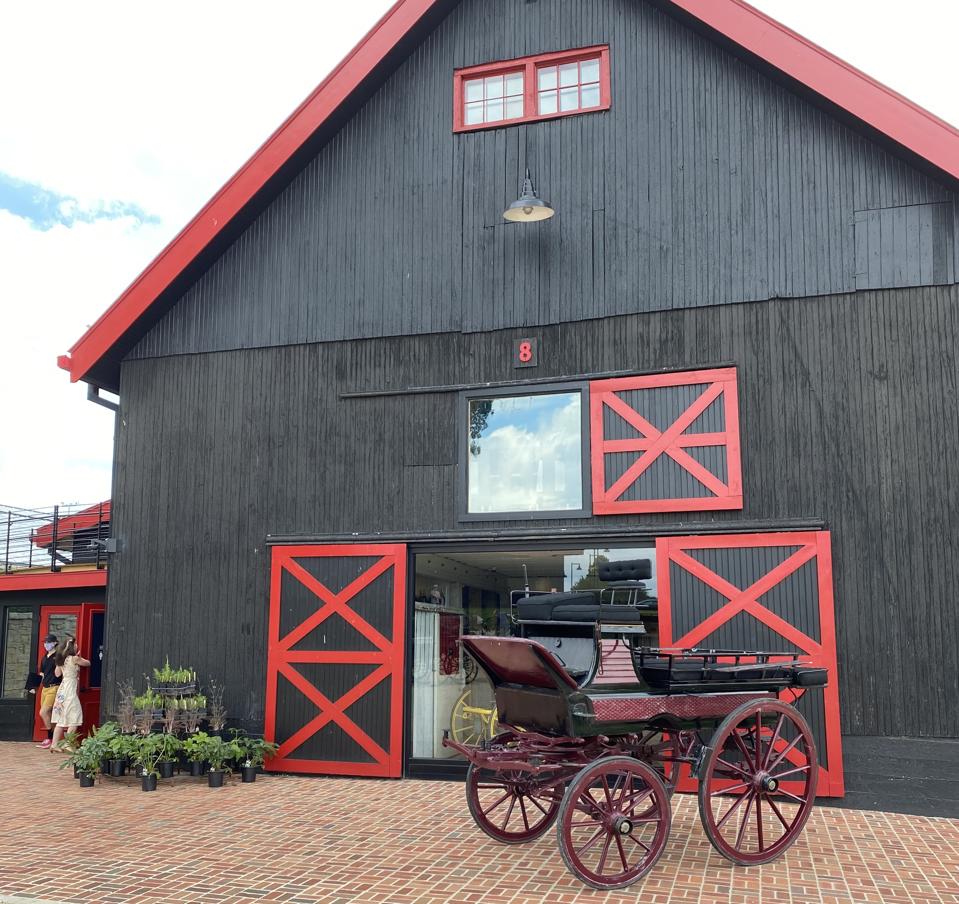 Why Barn8 Is One Of The South’s Best New Restaurants