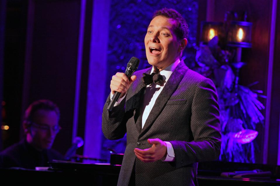 Michael Feinstein Returns Tonight To His NY Club For First Time Since 2019