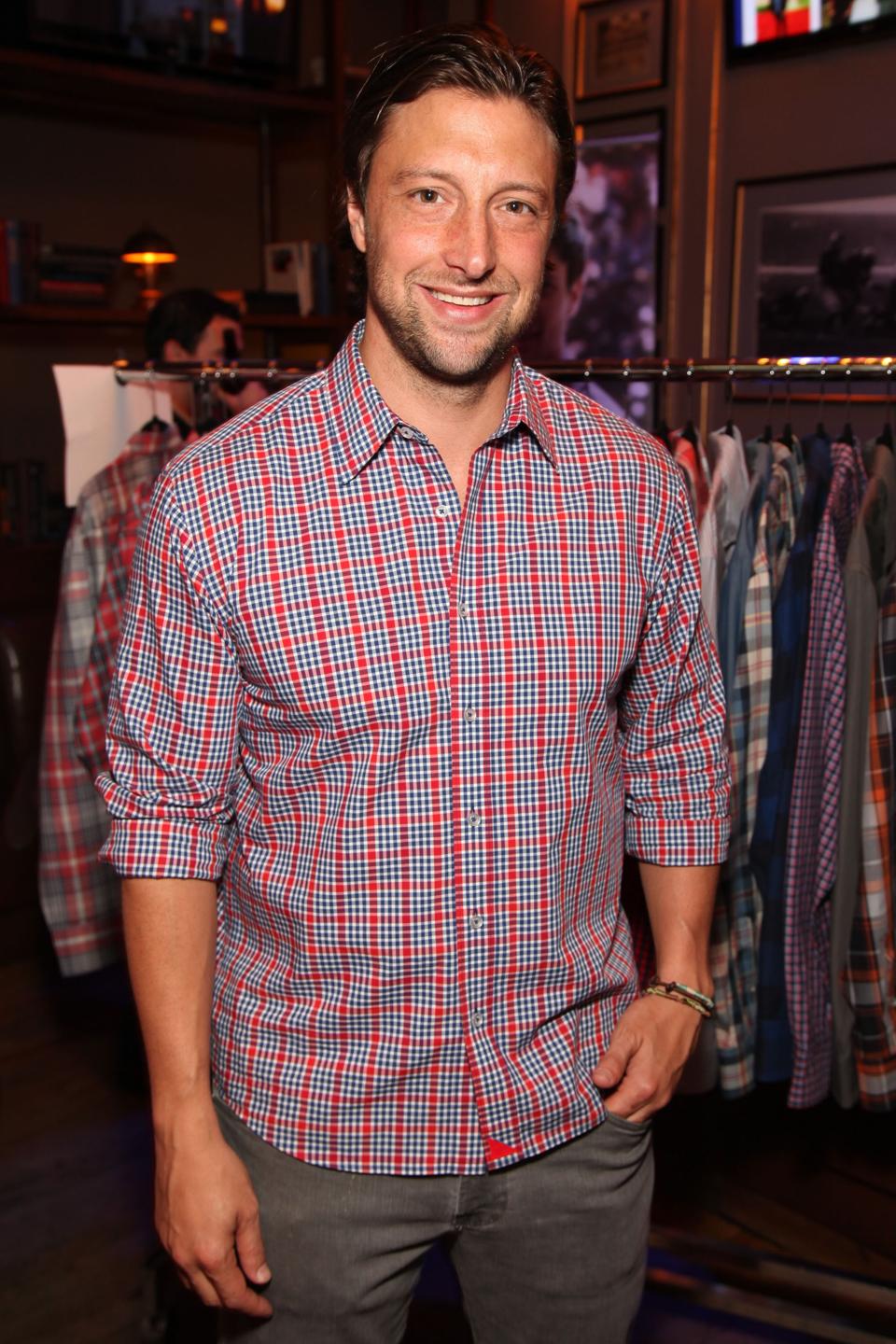 How The UNTUCKit Retail Customer Experience (Including A Shot Of Scotch ...