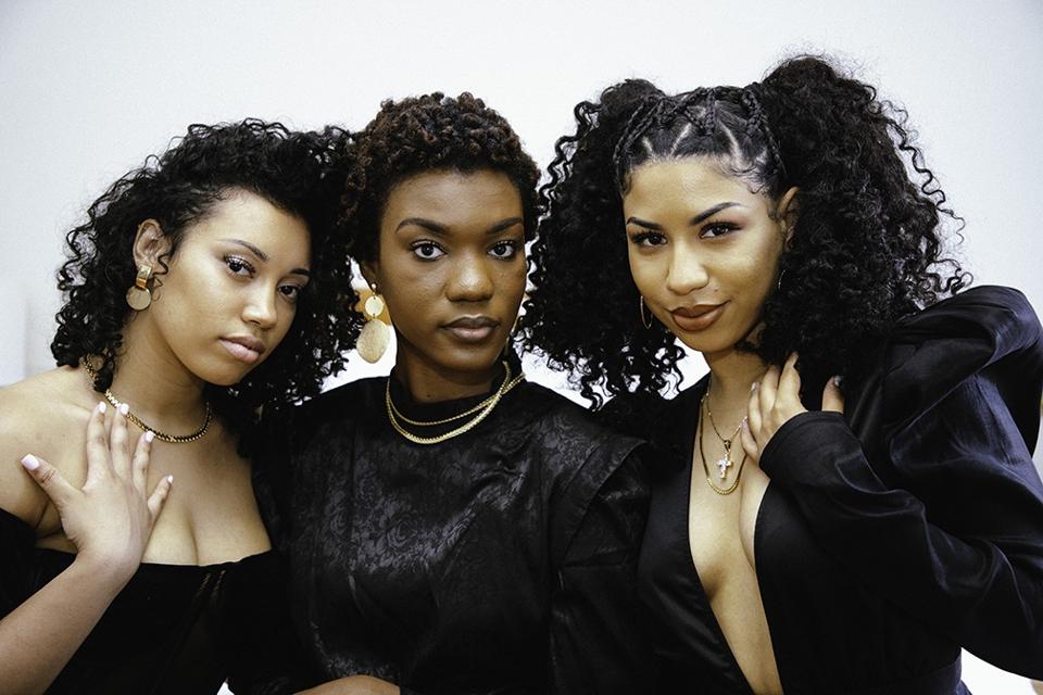 These Are The Brands You Should Wear On Your Trip To…