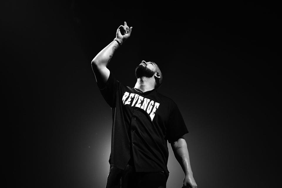 Drake Ties Eminem, Kanye West And Elvis With His Milestone Tenth No. 1 ...