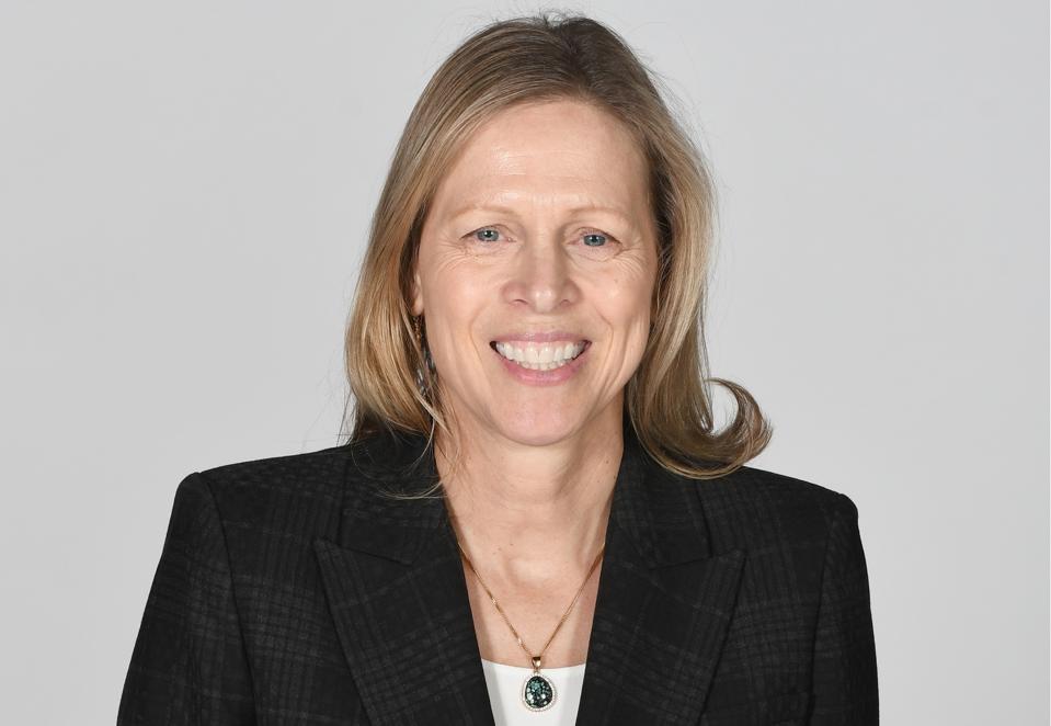 Powerhouse Sports Executive Val Ackerman Shares How Pivoting Became ...