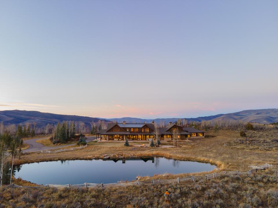 Sprawling $30-Million Estate In The Heart Of Colorado Embraces The ...