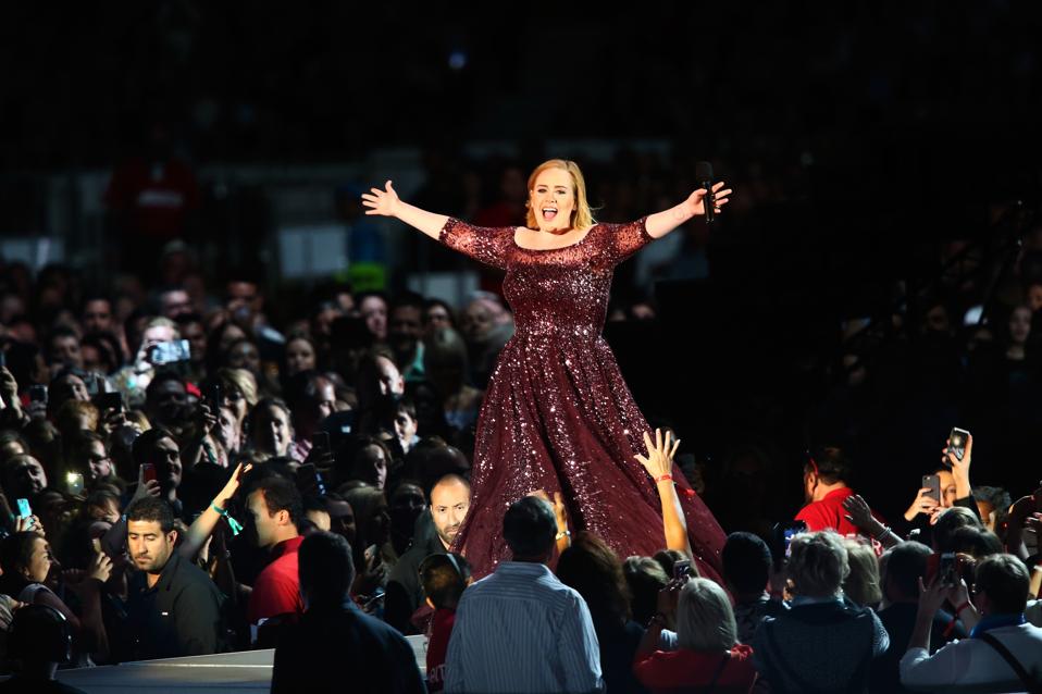Harm-em Shuffle: Adele Wants You To Listen To Her New Album In Sequence