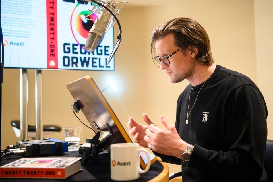 George Orwell’s Best-Known Work Available As A Free Audiobook With ...