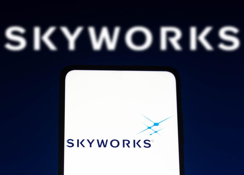 Strong FY Earnings Could Spark Recovery In Skyworks Solutions Stock