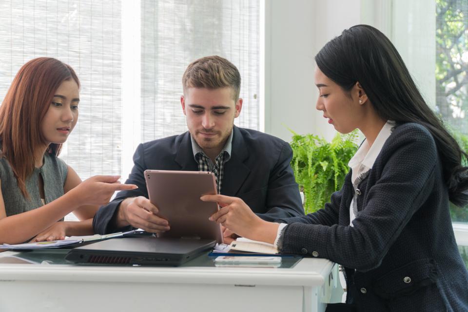 The Powerful Impact Of A Supportive CEO On Marketing Success