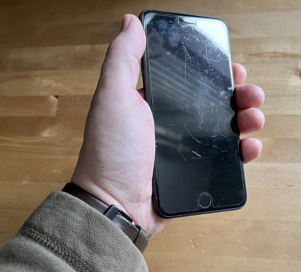 How To Remove A Tempered Glass iPhone Screen Protector