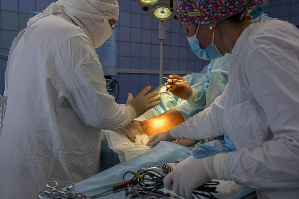 When Ukrainian Surgeons Treat Russian POWs