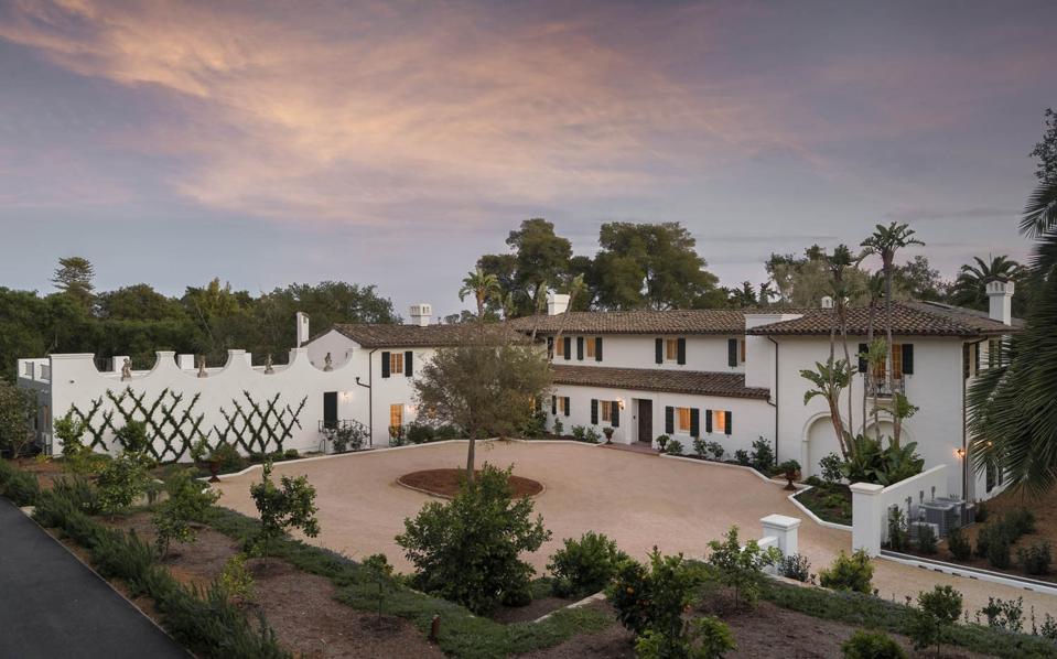 A Restoration Brings Renewed Life To A 1929 Estate Near Santa Barbara