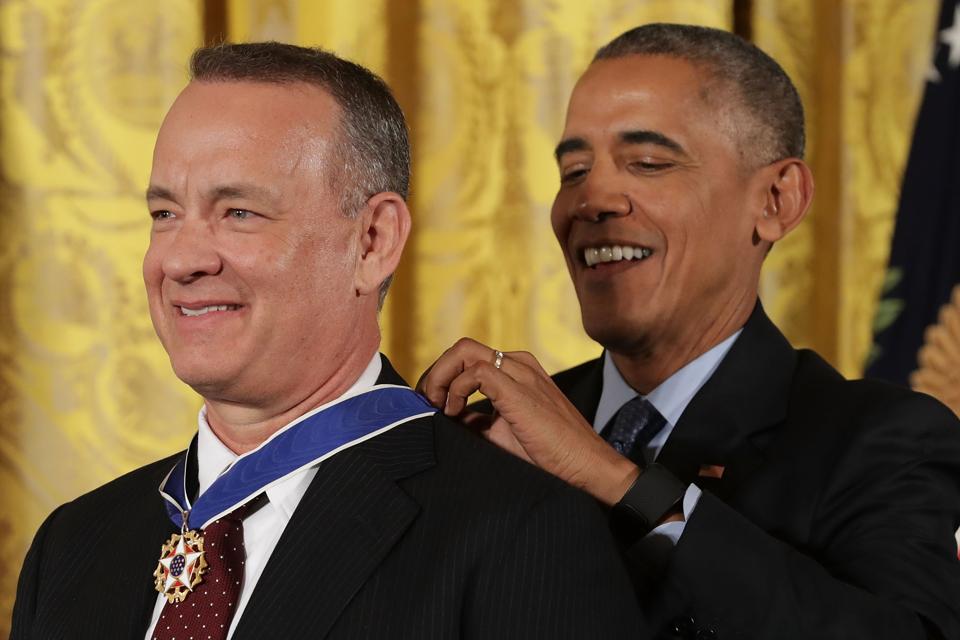President Obama Honors Frank Gehry and Maya Lin With Presidential Medal ...