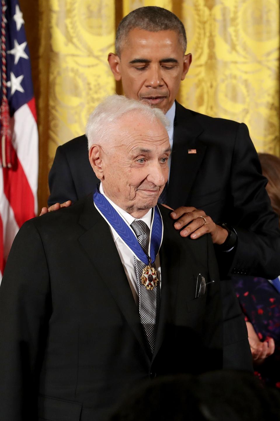 President Obama Honors Frank Gehry and Maya Lin With Presidential Medal ...