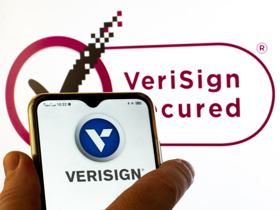 Here’s Why Verisign Stock Has Underperformed The S&P Since 2020