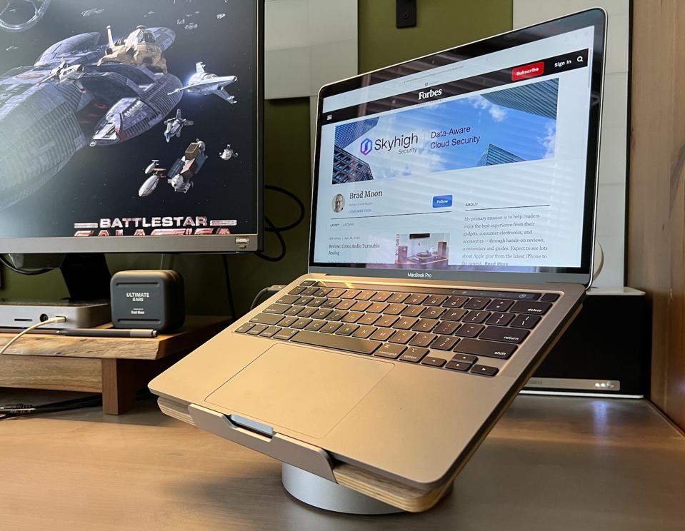 Review: HumanCentric Laptop Riser