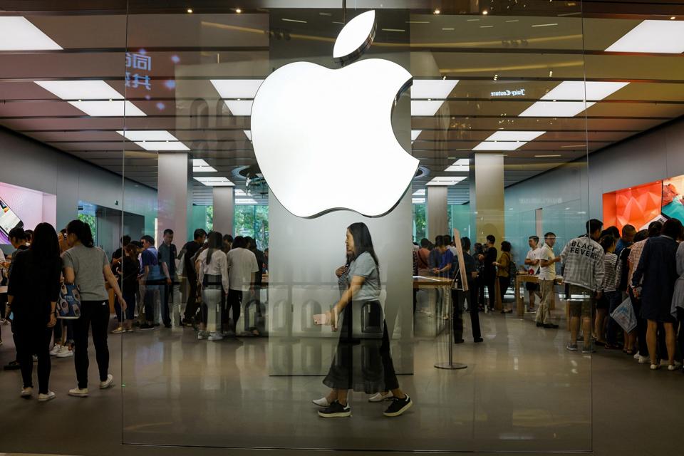 Where To Buy Apple On Continued Downside Risk