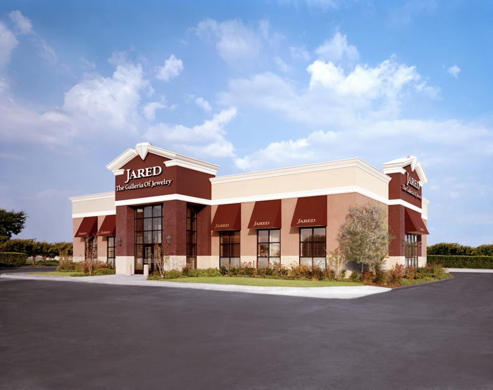 Jared Dishes On Lab-Created Diamond Collection With Bridal Star Pnina ...