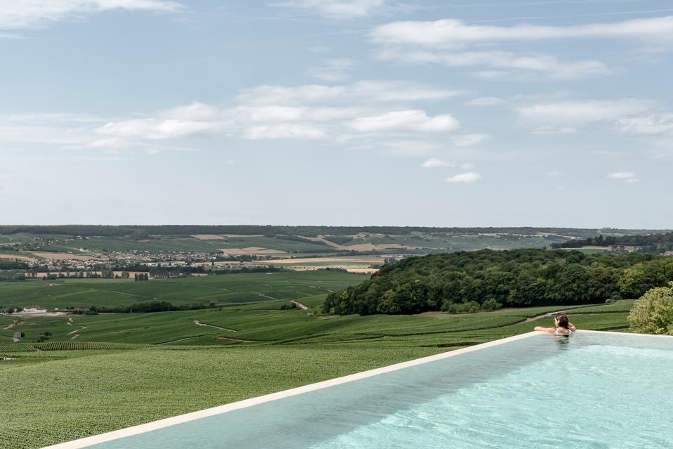 Explore The Lavish Side Of Champagne With These Five Luxurious Experiences
