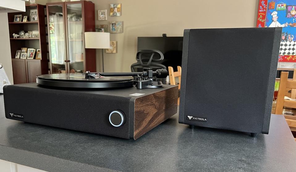Review: Victrola Premiere V1 Music System With Built-In Turntable ...
