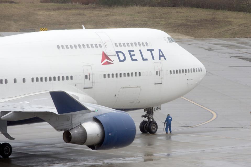 This Week In Credit Card News: A Card Made From A Boeing 747; PayPal ...