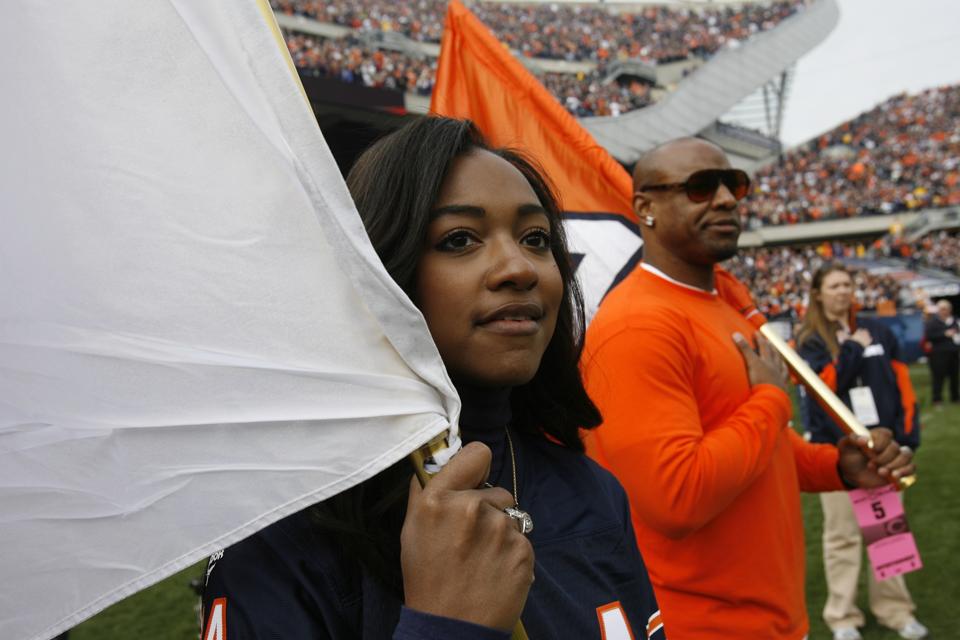A Legacy Of Leadership: Walter Payton’s Children Celebrate The Hall Of ...