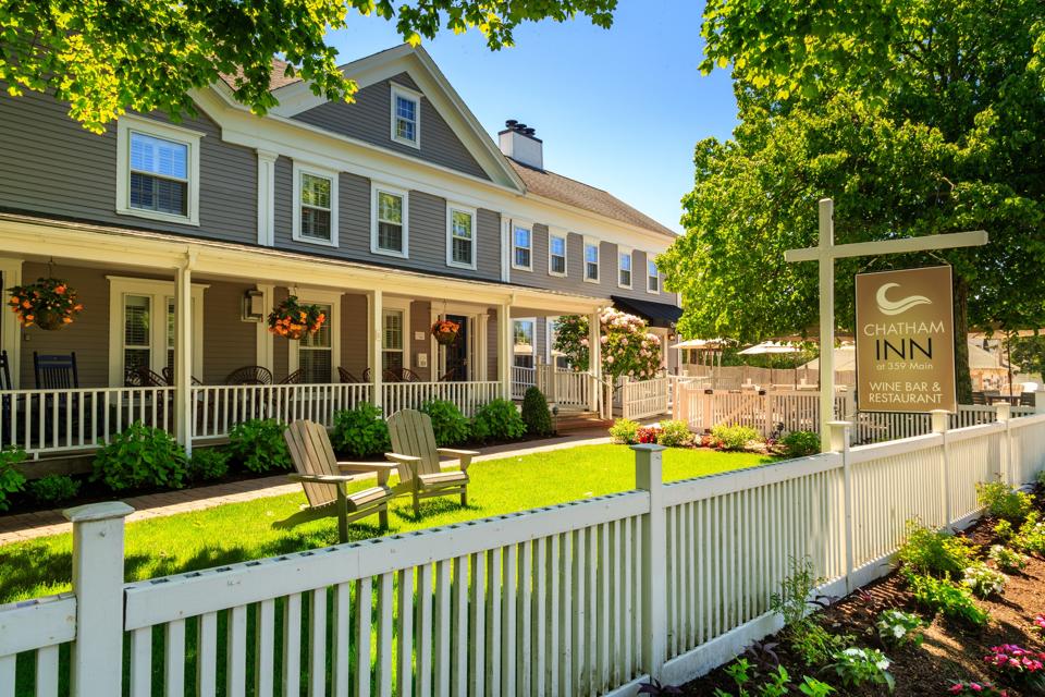 Wonderful Moments And Memories Will Wow You At The Chatham Inn