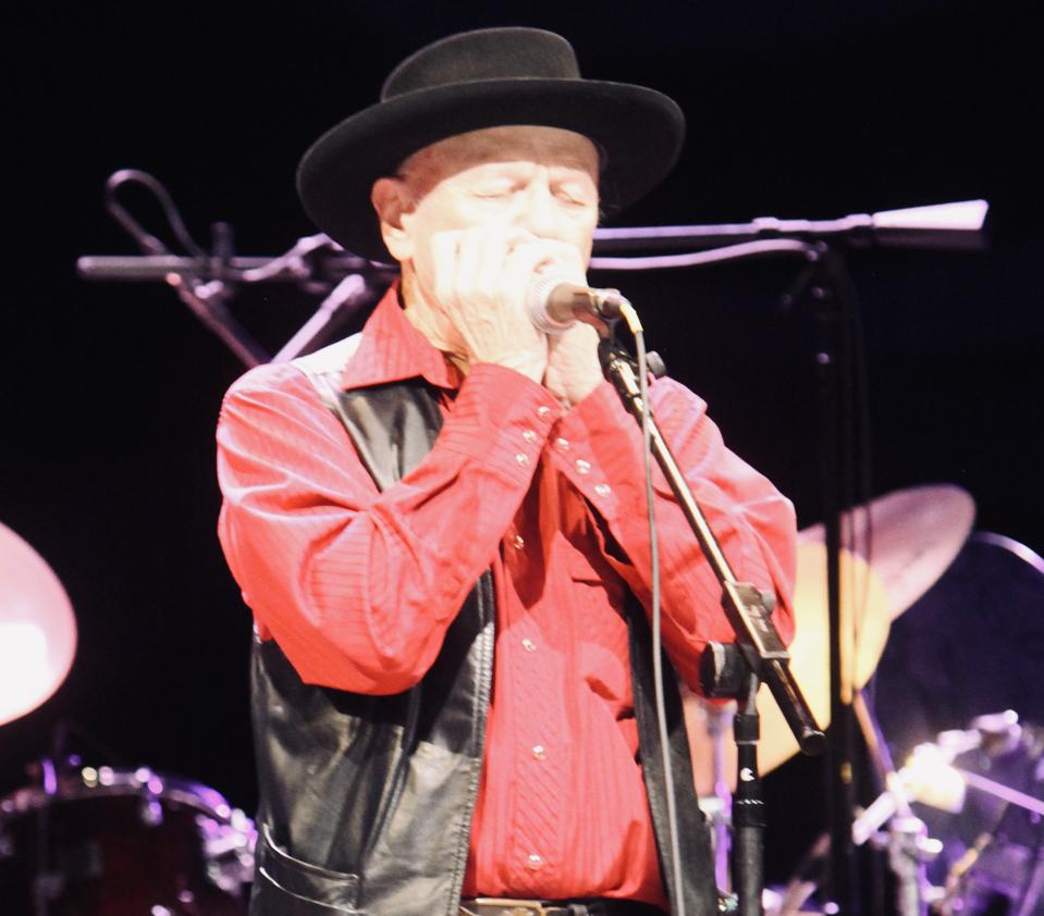 Harmonica Extraordinaire Charlie McCoy On Recording With Elvis, Bob ...