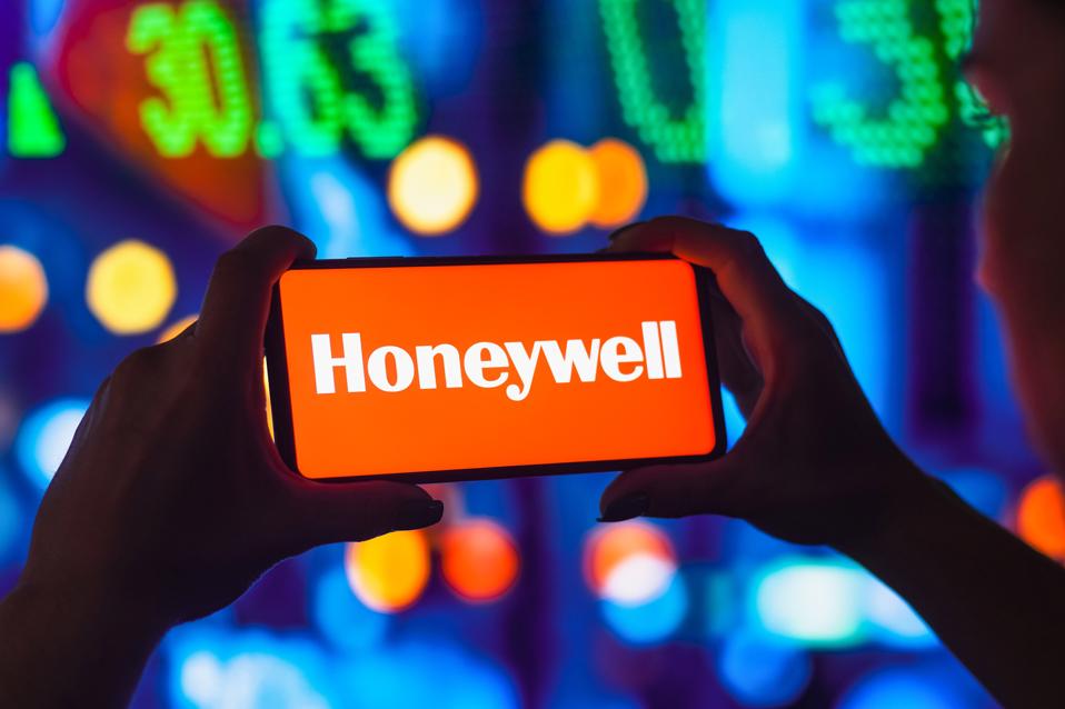 Up 15% In A Month Will Honeywell Stock Continue Its Uptrend?