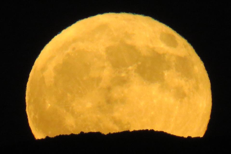 When Is The ‘Harvest Moon?’ The Two Exact Times To See Summer’s Final ...