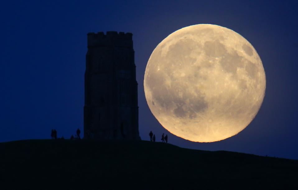 See A Rare ‘Double’ Full Moon: The Two Precise Times To See The ‘Hunter ...