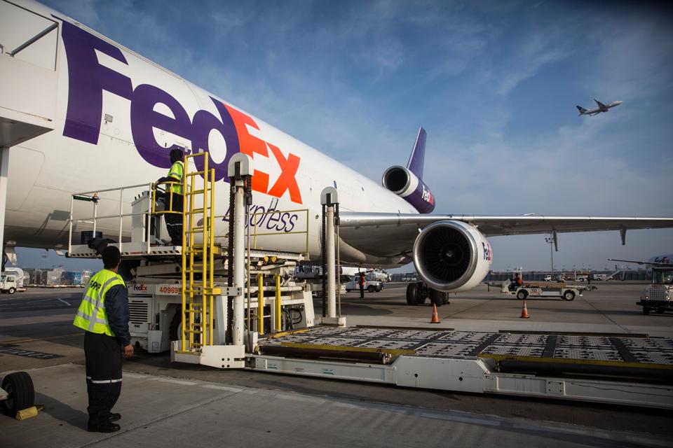 FedEx Warns On Global Growth, But How Good Is Its Forecasting Track Record?
