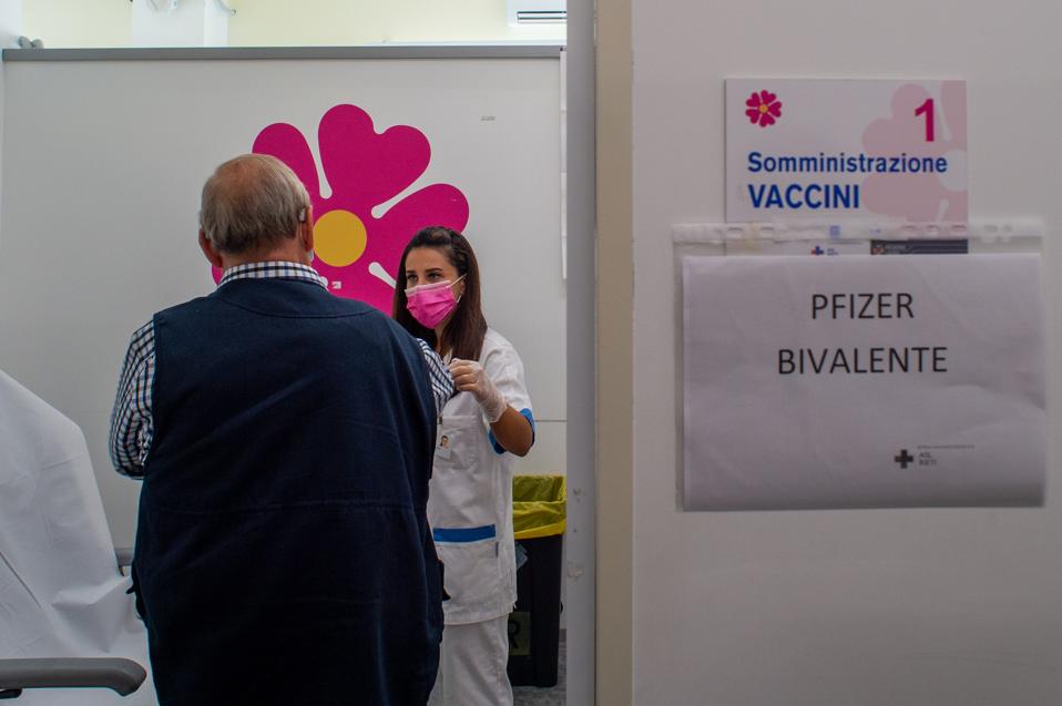 New Bivalent Covid-19 Boosters: What To Expect For Side Effects