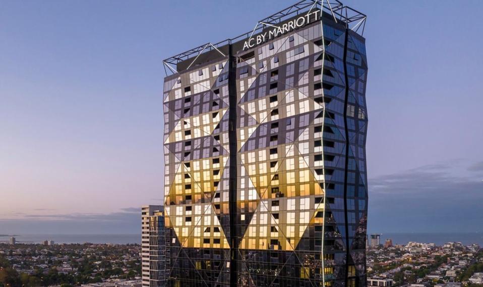 8 Not-To-Miss Hotel Loyalty Promotions For Fall And Winter Travel