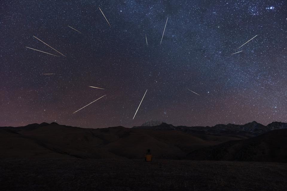 Get Ready For 200 Bright ‘Shooting Stars’ Per Hour As Leonid Meteor ...