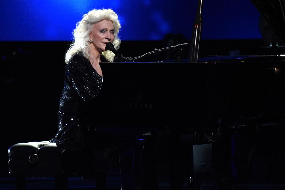 Judy Collins Keeps '60s Spirit Alive With New Album And Tour With ...