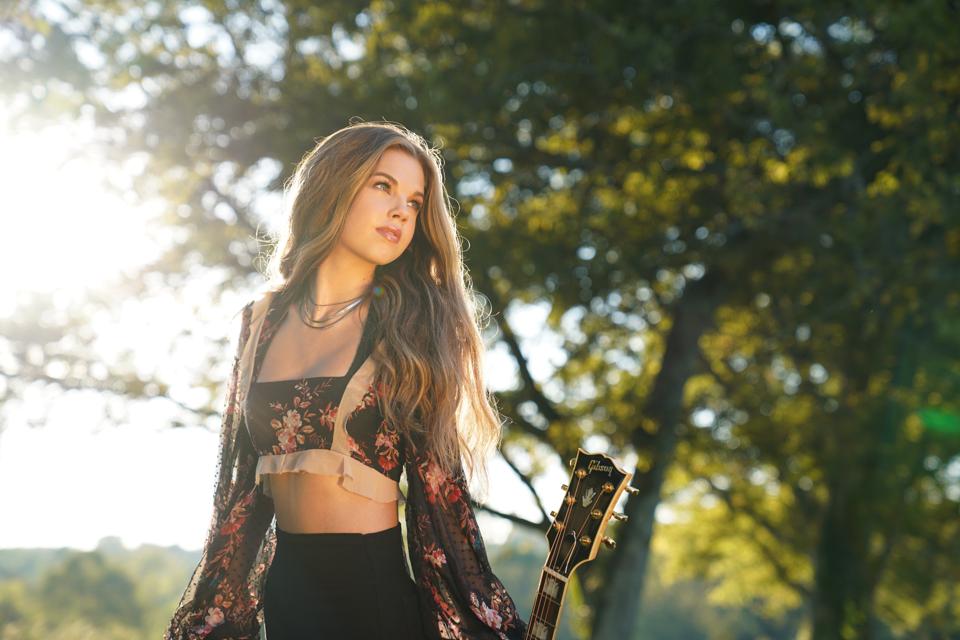 Callista Clark Shares What’s ‘Real To Me’ On Debut Album