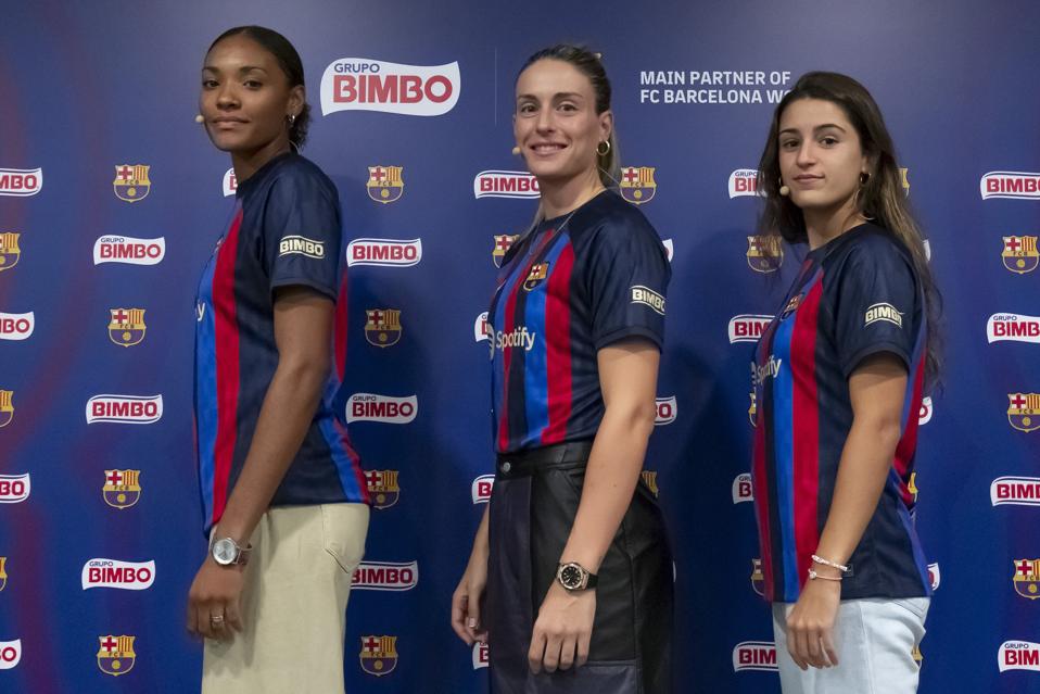 FC Barcelona Femení To Promote Positive Female Body Image In ...