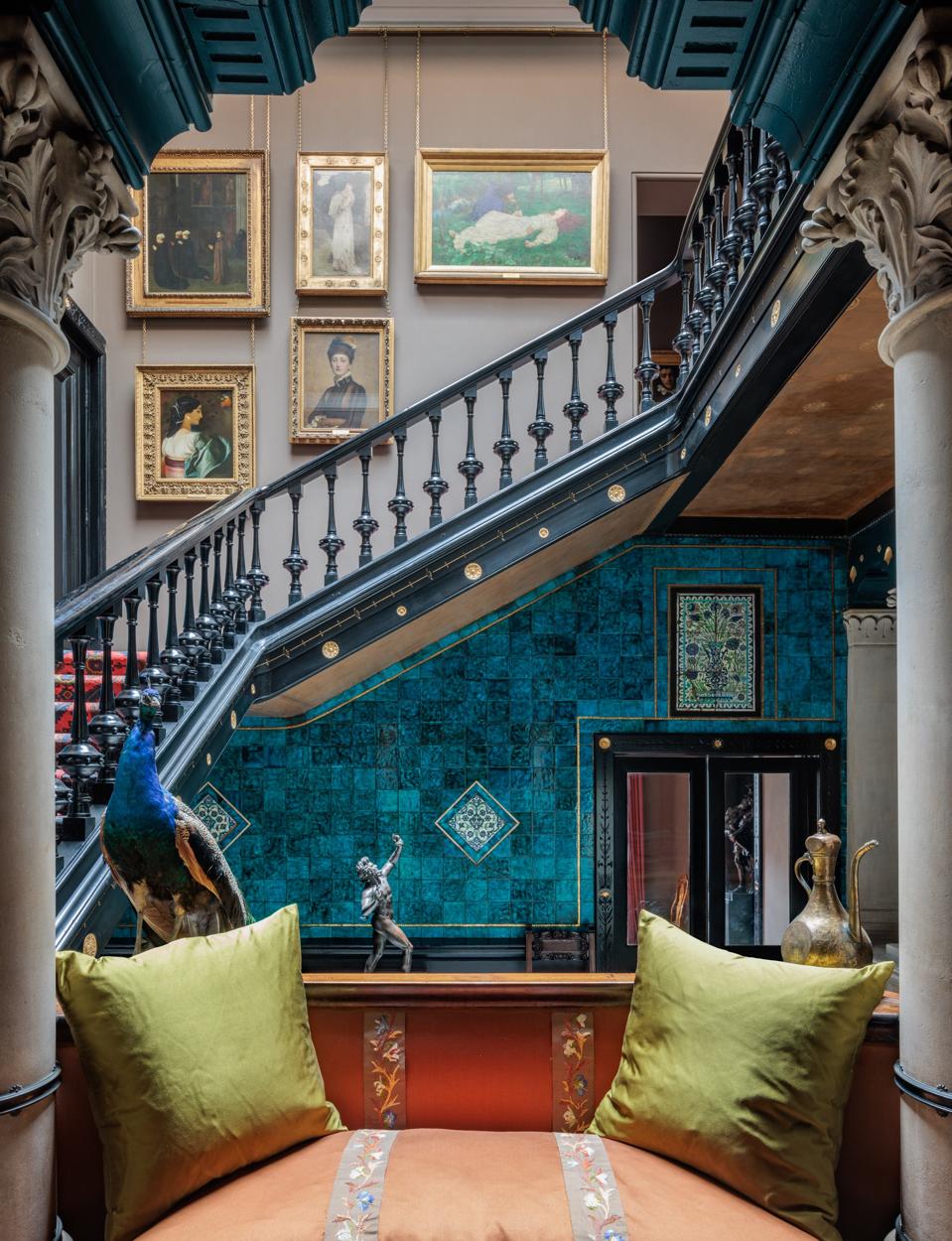 Scorned Muse: Anna Risi, Tragedy and Icon