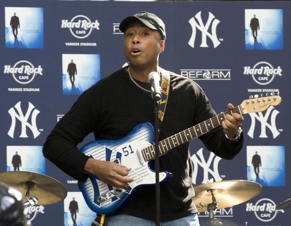 Yankees Legend Bernie Williams Talks World Series, Post-Retirement And ...