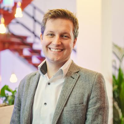 Charging Smarter: How Energy Leaders Can Help Create A More Manageable ...