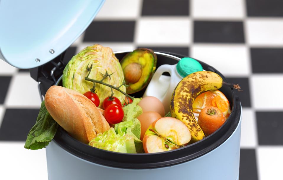 How Going Digital Can Help Campuses Reduce Food Waste