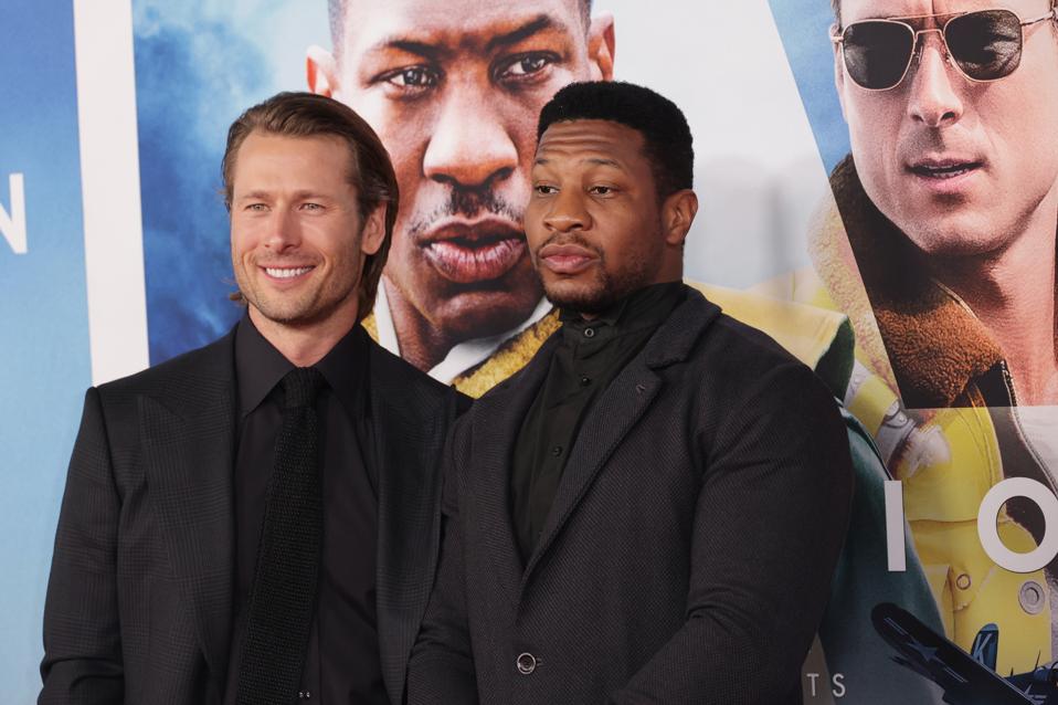 Jonathan Majors And Glen Powell Talk ‘Devotion,’ Bringing A Hero To ...