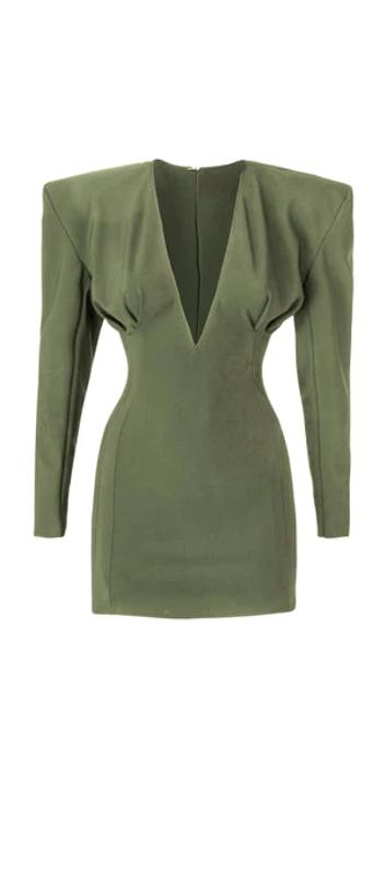 Rock The 80s Fashion Revival With These 8 Style & Beauty Items