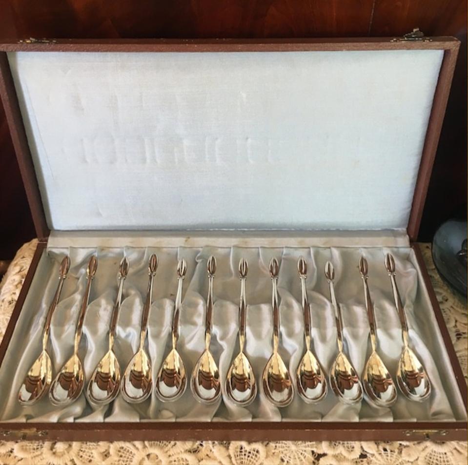 Holiday Gift Guide 2022: The Best Luxury Gifts For Tea Lovers