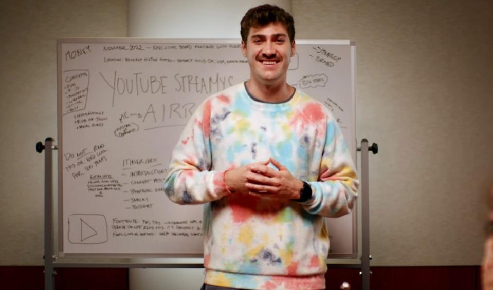 Will Airrack Make Award Show History? YouTube Star Eric Decker To Host ...