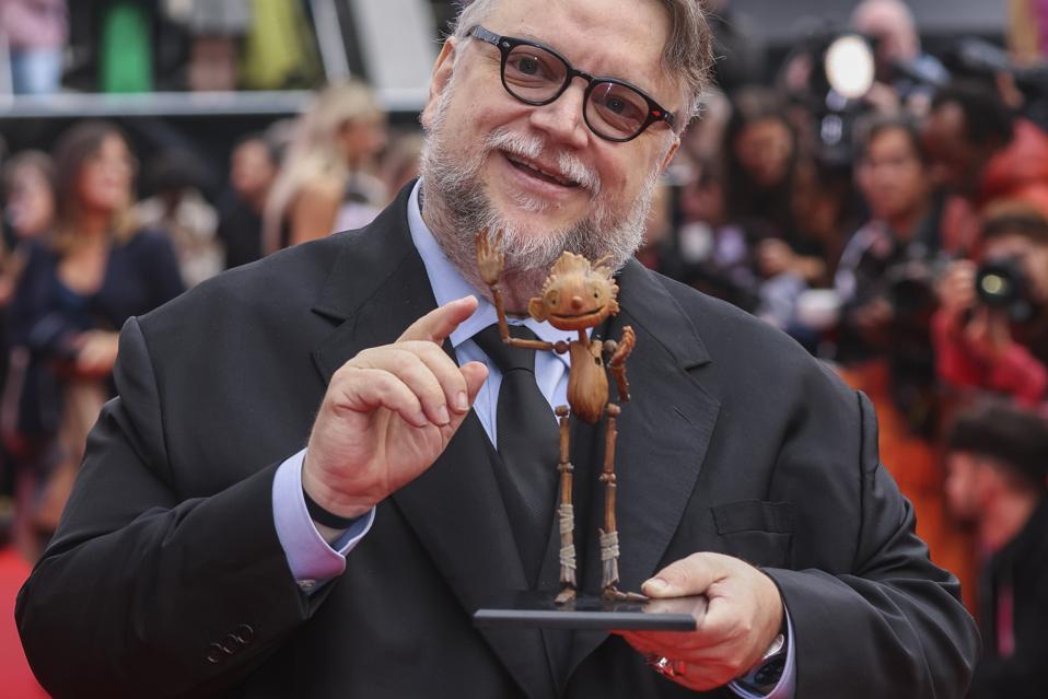 Lead Like Guillermo Del Toro: 3 Lessons From A Humble Filmmaker