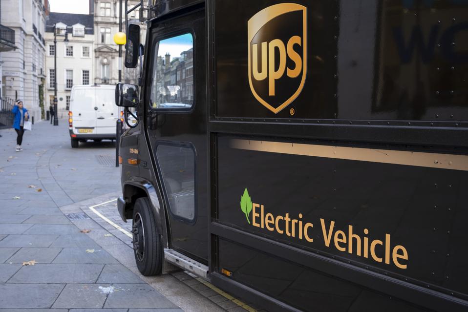 Online Retail Stocks To Watch As Inflation Eases