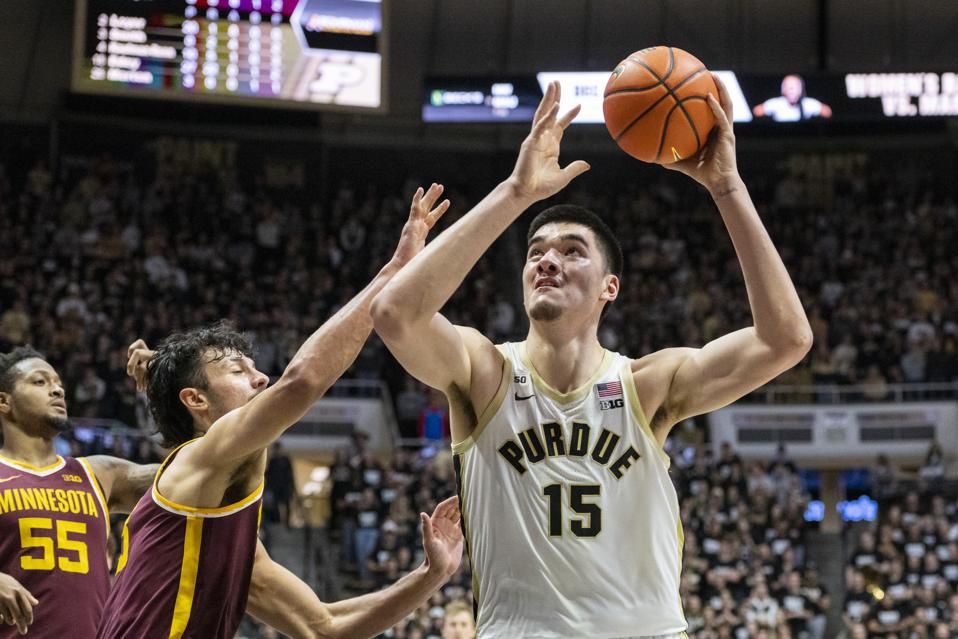 Purdue Men’s Basketball Goes From Unranked To No. 1 In AP Poll In ...
