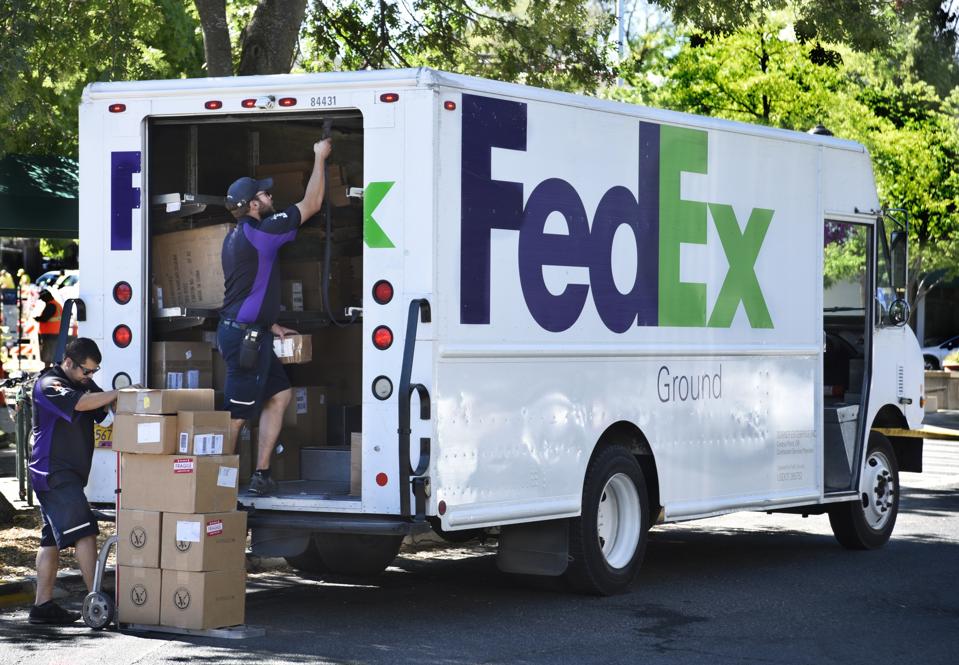 Earnings Preview: What To Expect From FedEx Today